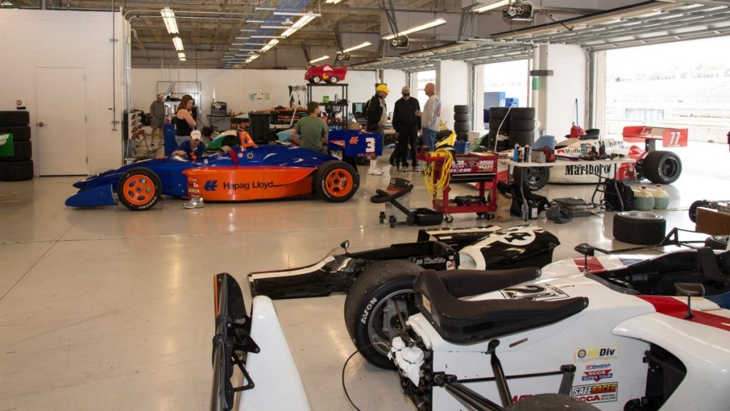 Full Garage & Paddock Access | SpeedTour